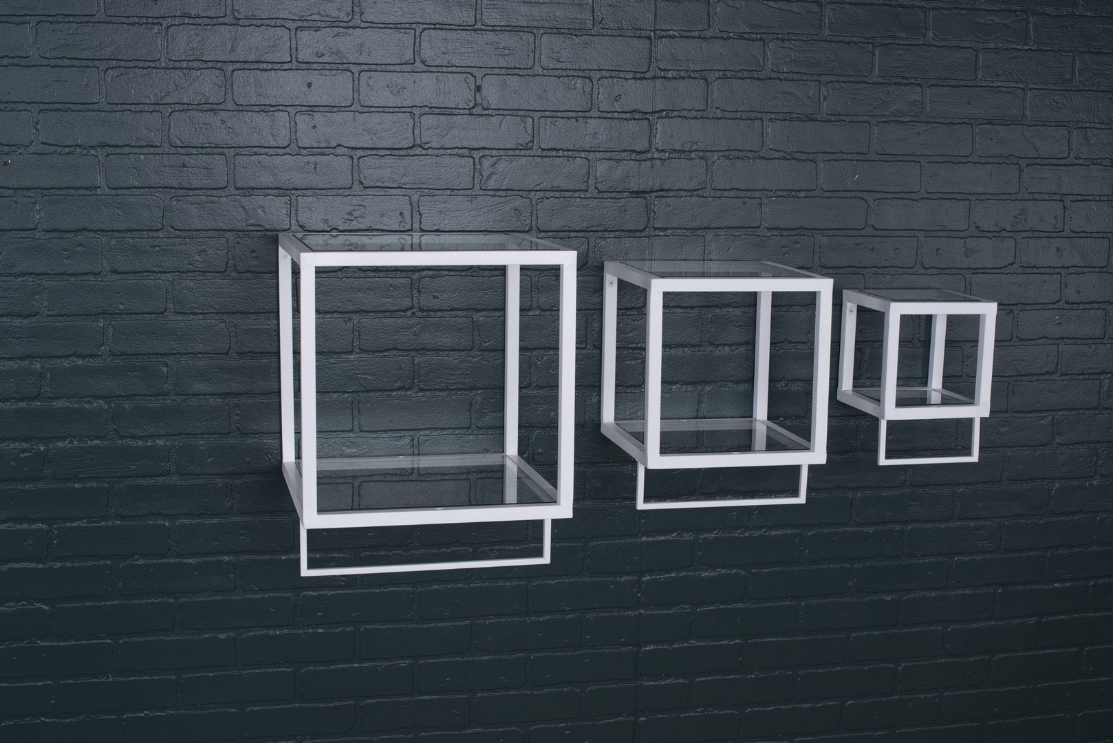Floating Cubes