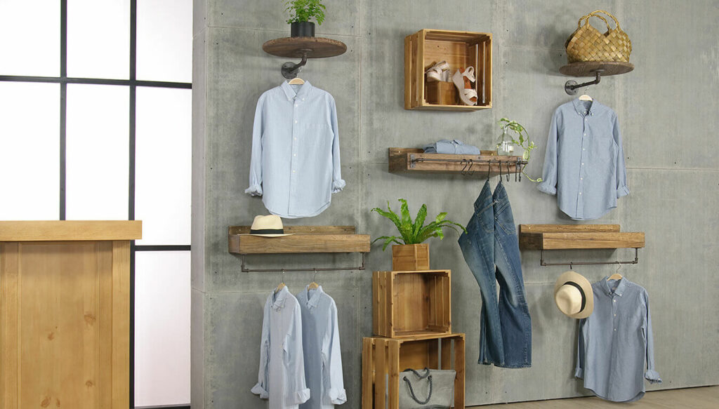 Merchandising accessories