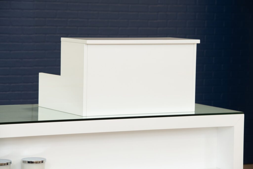 High Gloss Register Stand